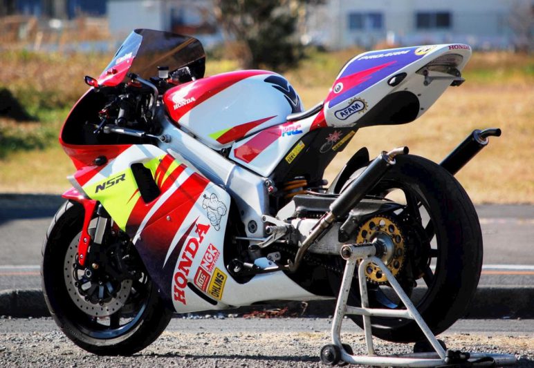 HONDA ’95 NSR250R SE(MC28) | モータークラブ ゲズンハイト